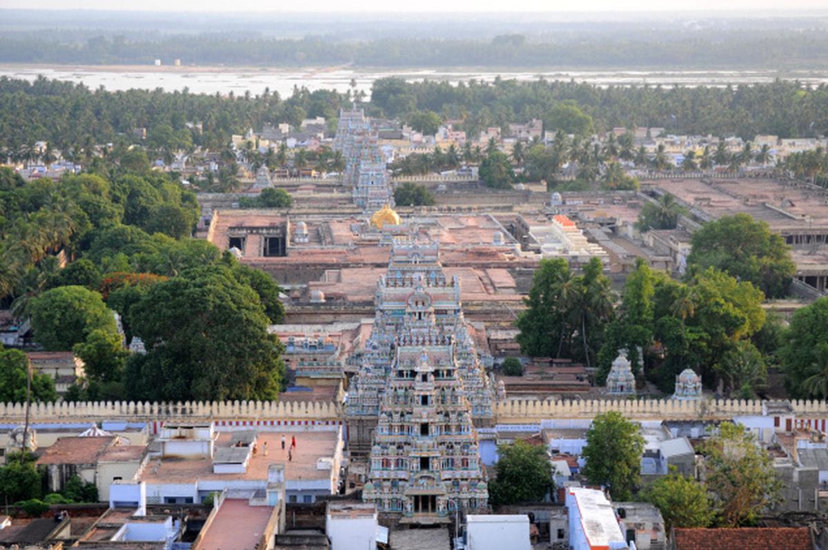 CM wants Srirangam made heritage city - The Hindu