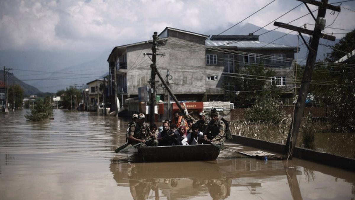 Jammu And Kashmir Floods Rains Briefly Hit Relief Work 60 000 More