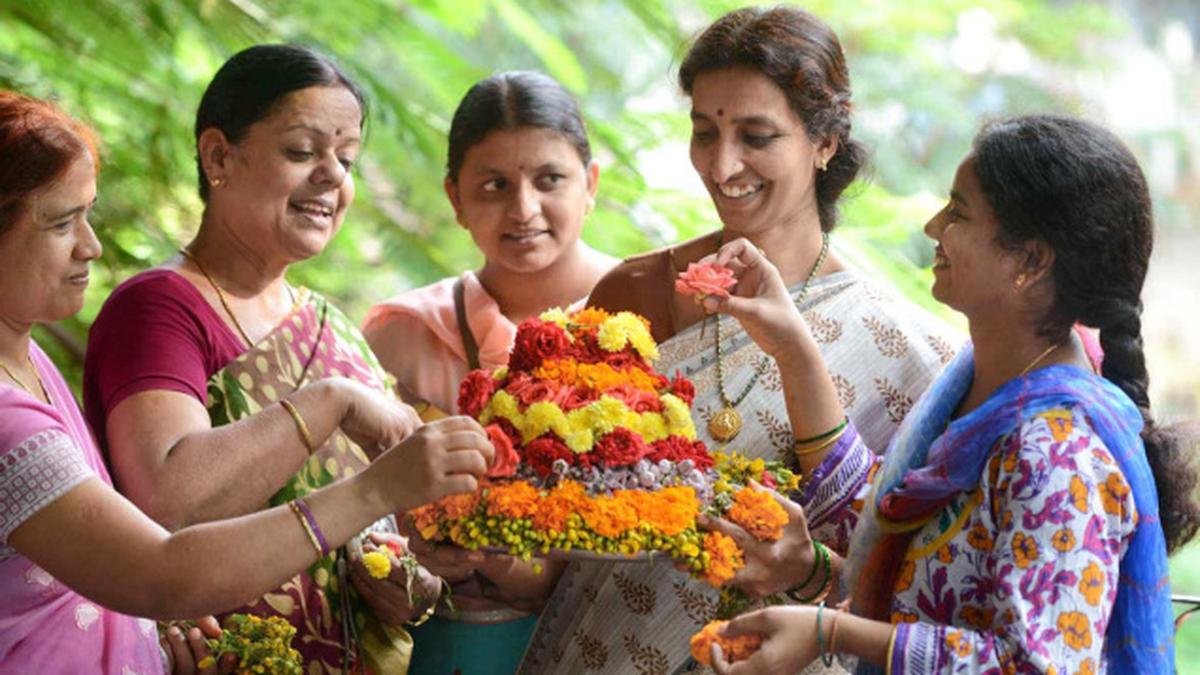 Green Corps to hold Bathukamma contests - The Hindu