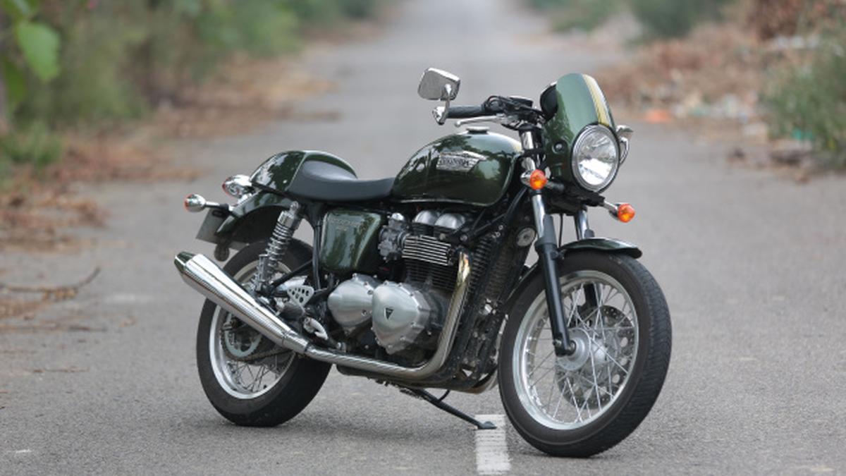 Thrum up a retro rumble - The Hindu