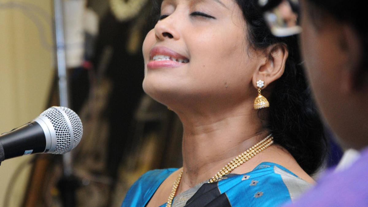 Detailed alapana of Lathangi - The Hindu