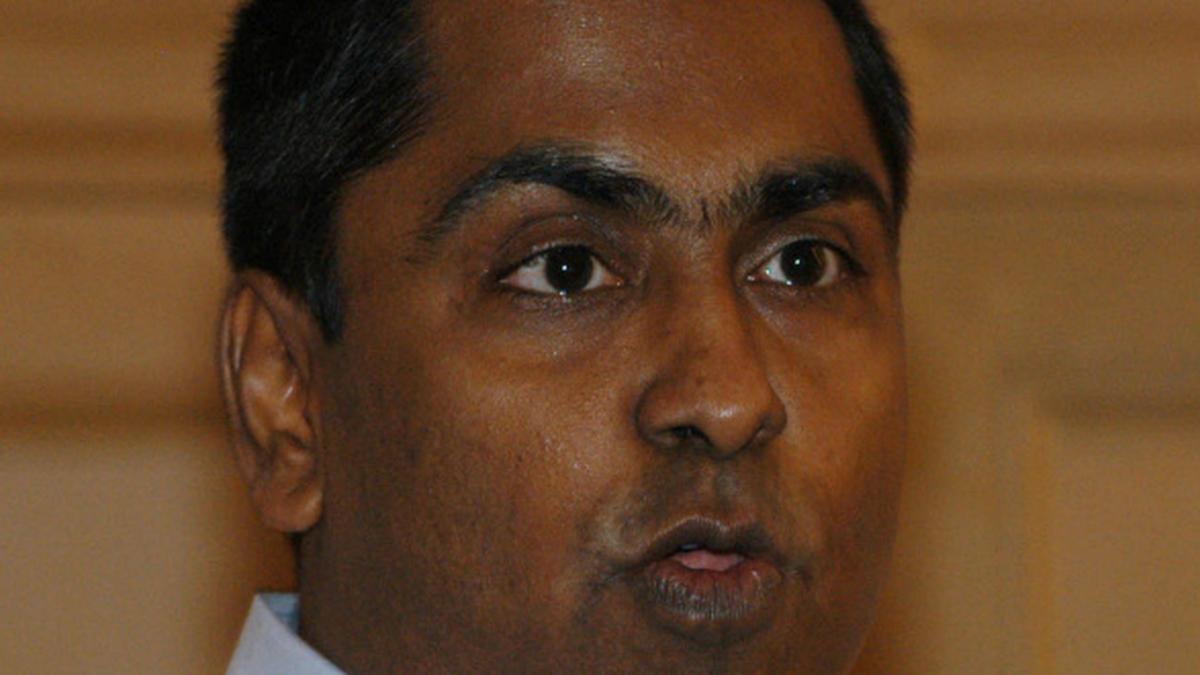 Batelco steps up efforts to get $212 m from Sivasankaran - The Hindu