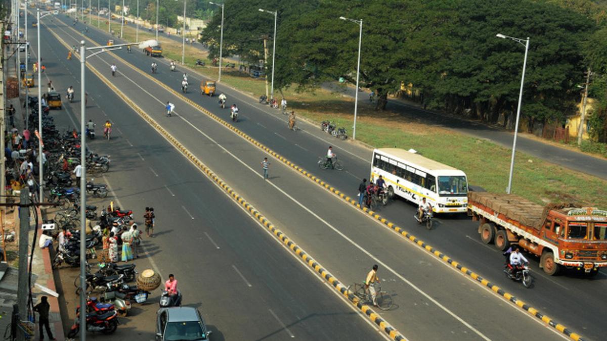 RTC loses Rs.2.25 crore due to BRTS - The Hindu