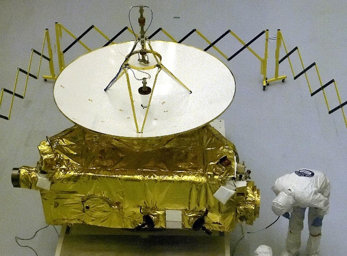 NASA probe New Horizons crosses Neptune’s orbit - The Hindu