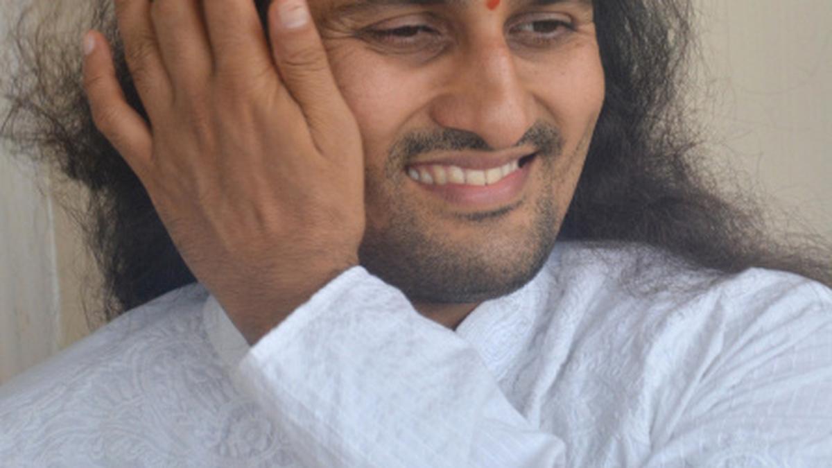 Experience the magic of meditation: yoga guru - The Hindu