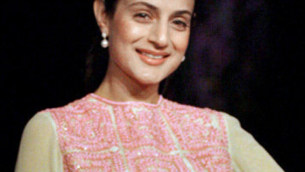 Supreme Court stays proceedings for offence of cheating, criminal breach of trust against actor ...