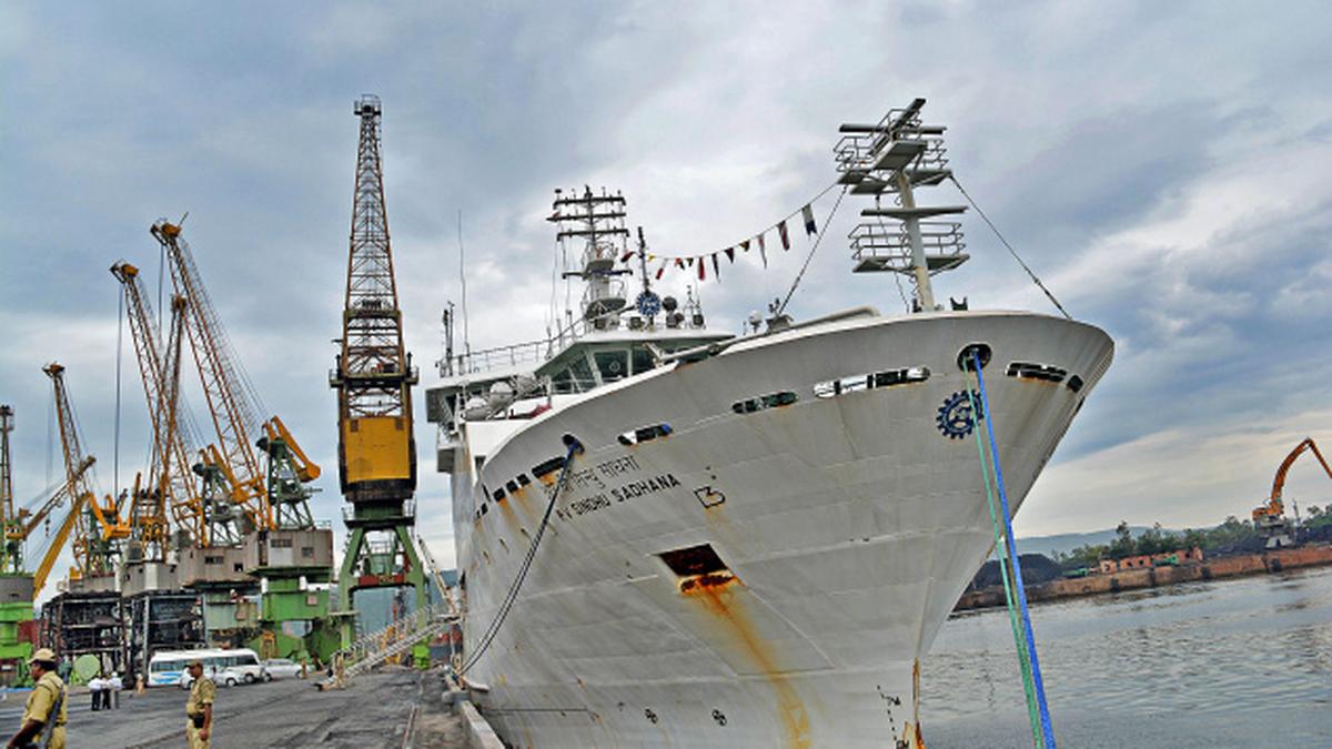 Sindhu Sadhana sets sail for Andamans - The Hindu