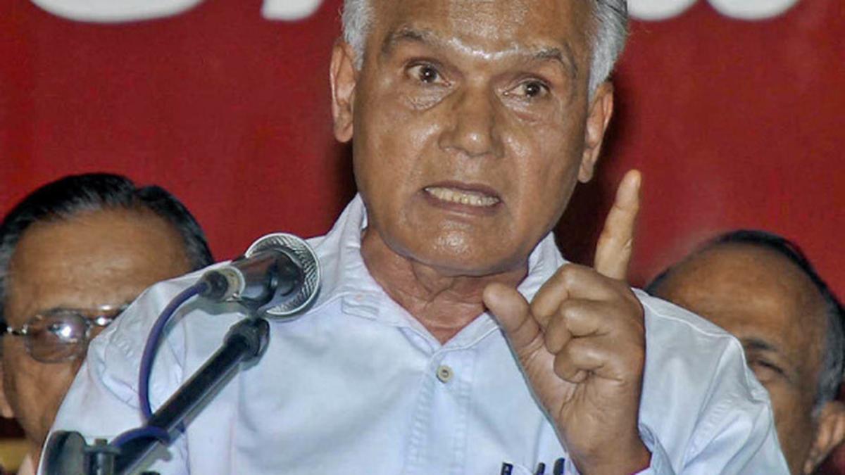 Bhyrappa’s new book sees record sales on day of release - The Hindu