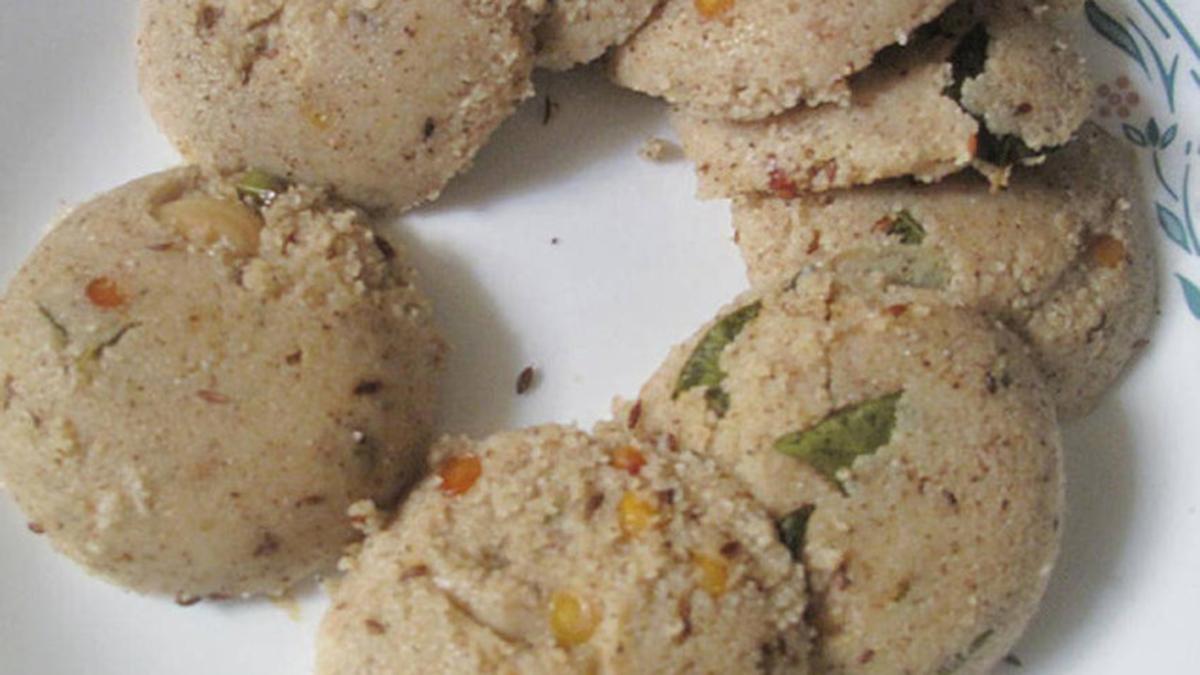 How to make... Rava idli - The Hindu