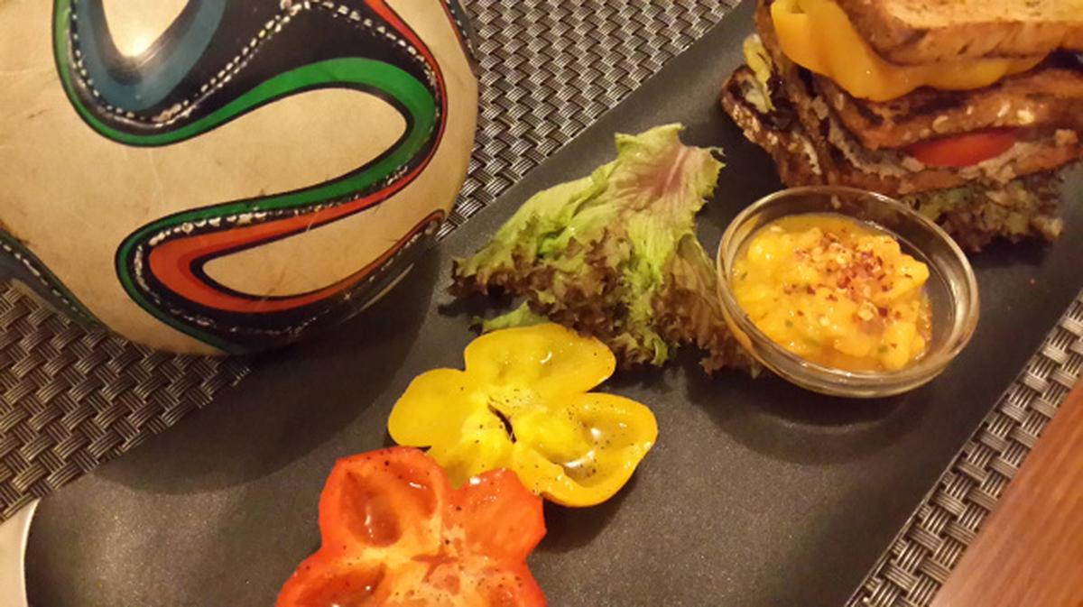 Clubbing food and football - The Hindu