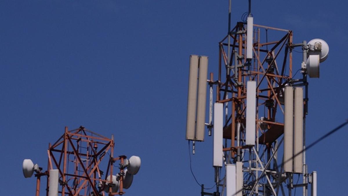 Mobile radiation not harmful, health experts and doctors - The Hindu