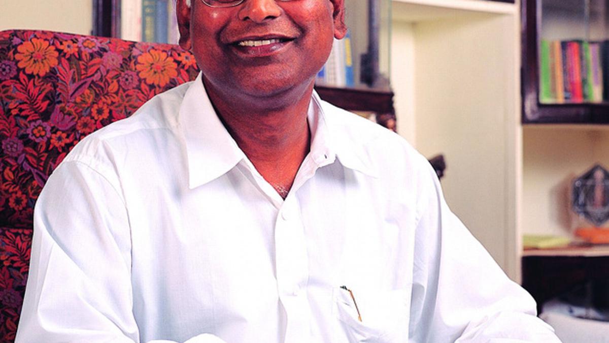 Vignan chairman Rathaiah joins YSRC - The Hindu