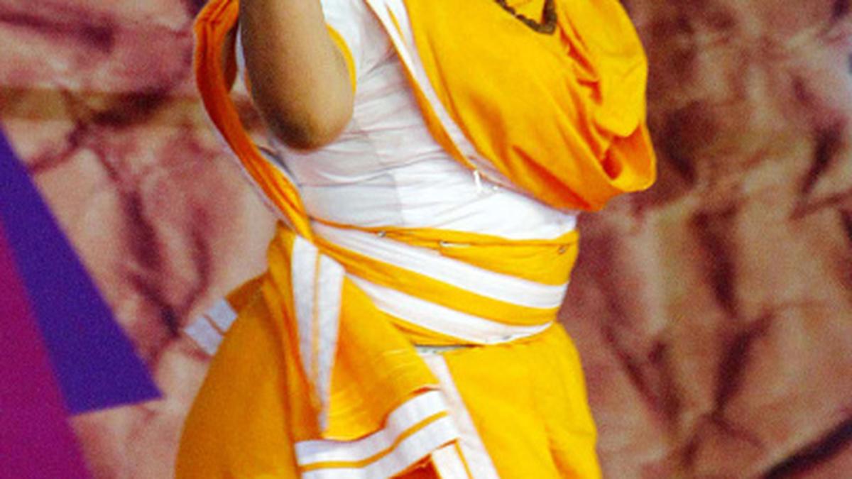 Maharaja’s leads in varsity fest - The Hindu