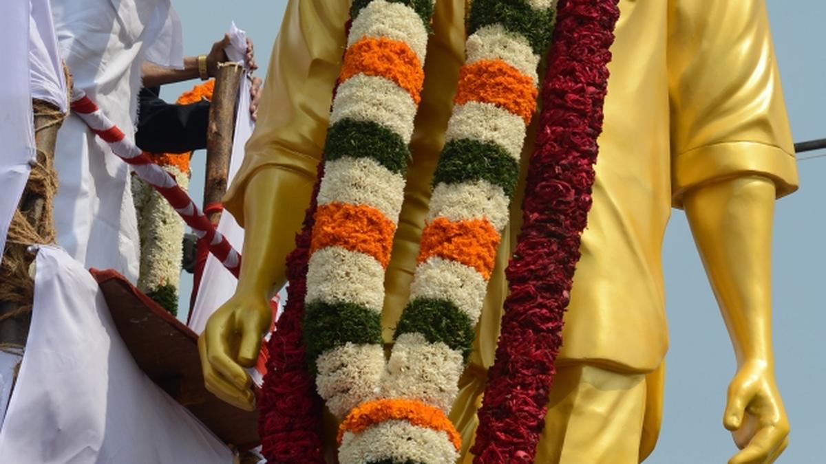 "Renaming port after Kamarajar a fitting tribute to former CM" - The Hindu