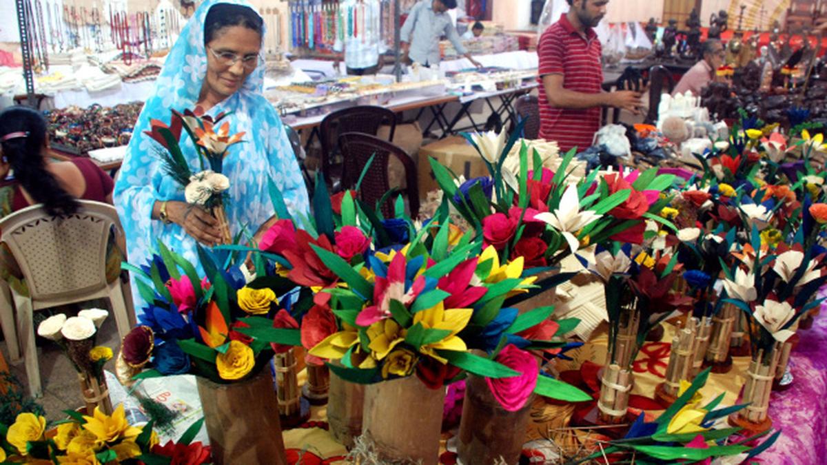 Crafts Bazaar begins in Kozhikode - The Hindu