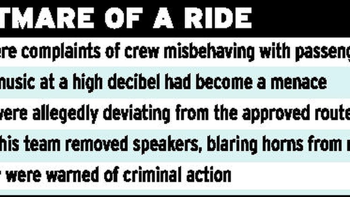 Karur RTO cracks down on mini buses - The Hindu