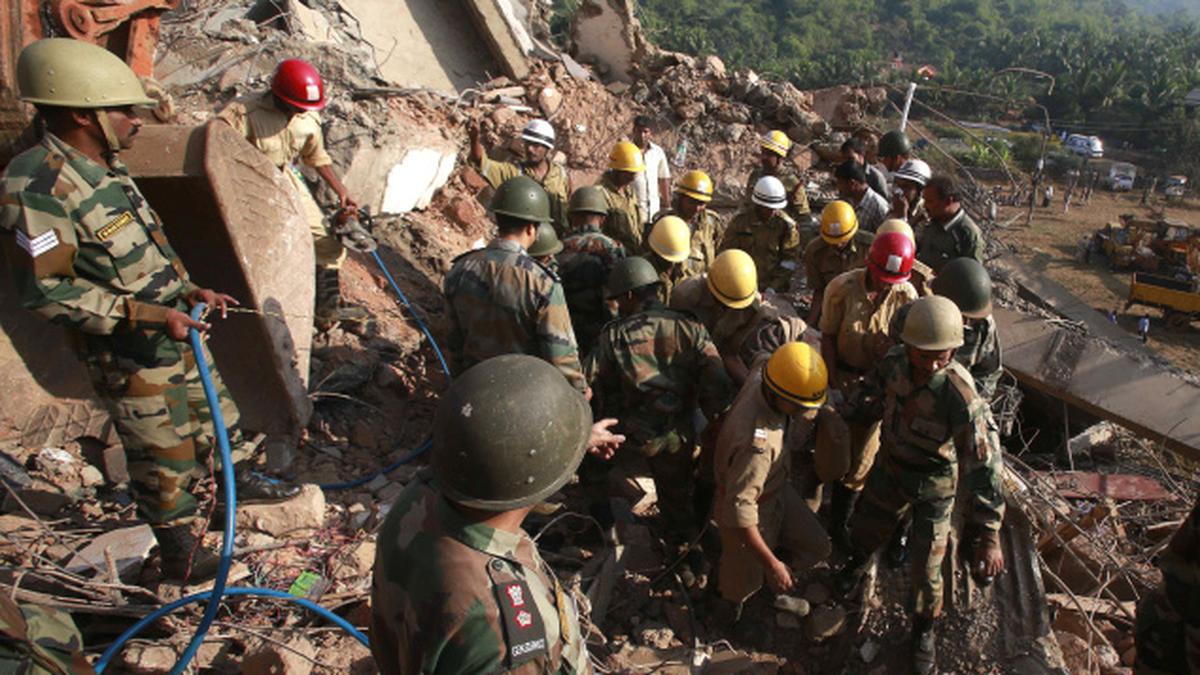 Goa building collapse: toll rises to 15; search on for builder - The Hindu
