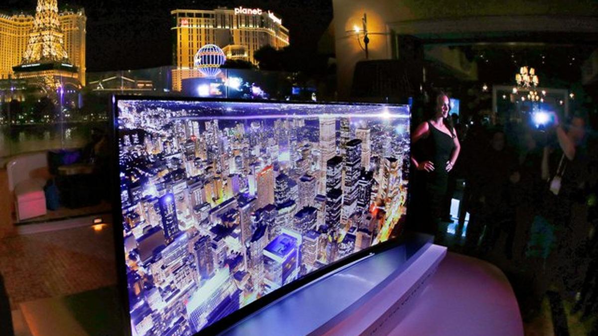 Samsung unveils super-sized tablets, curved TV - The Hindu