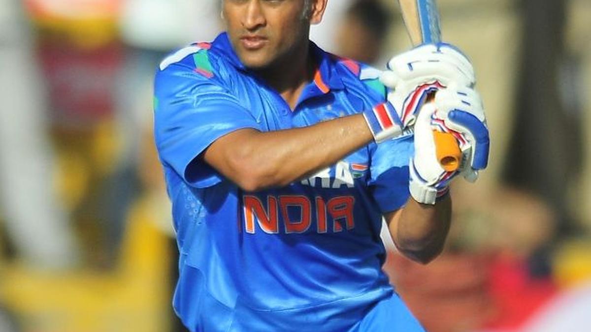 Dhoni’s dynamics sets him apart - The Hindu
