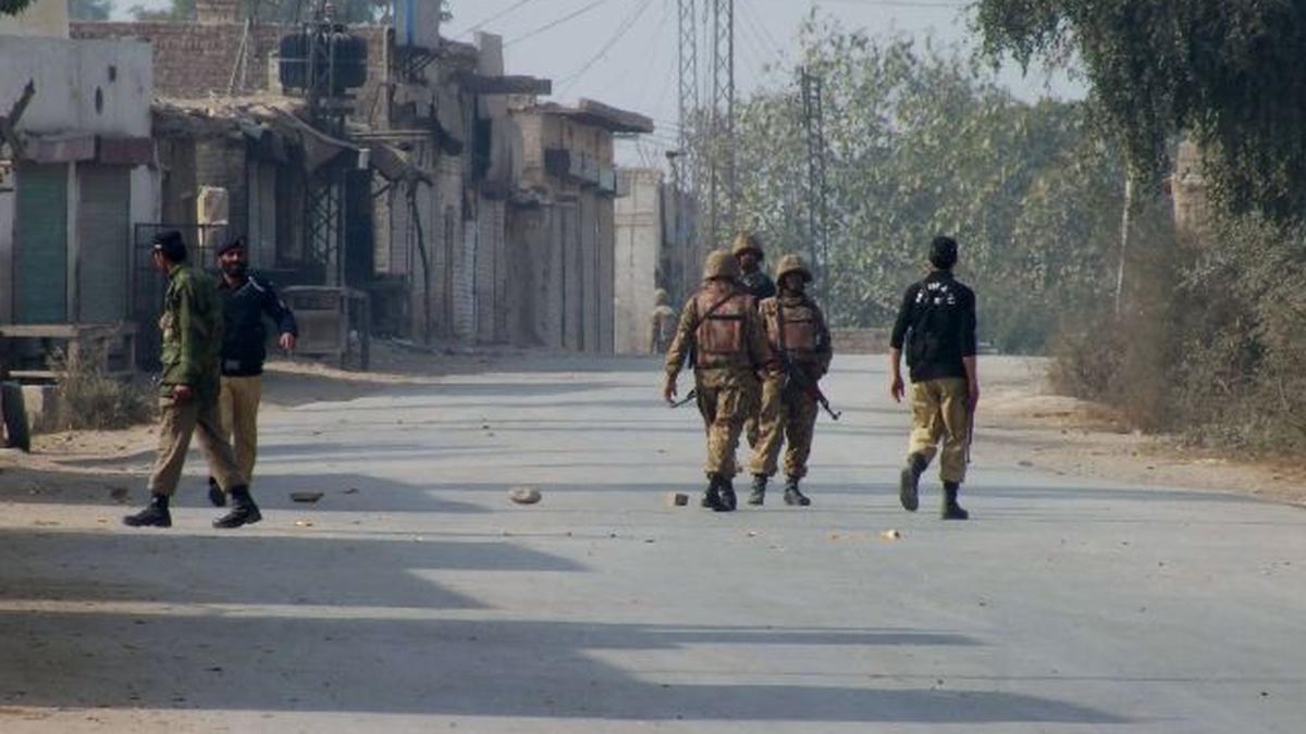 20 security personnel killed in bomb blast in Bannu - The Hindu