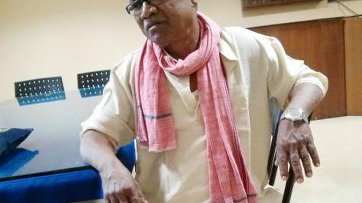 Manoranjan Byapari: from fetters to letters - The Hindu