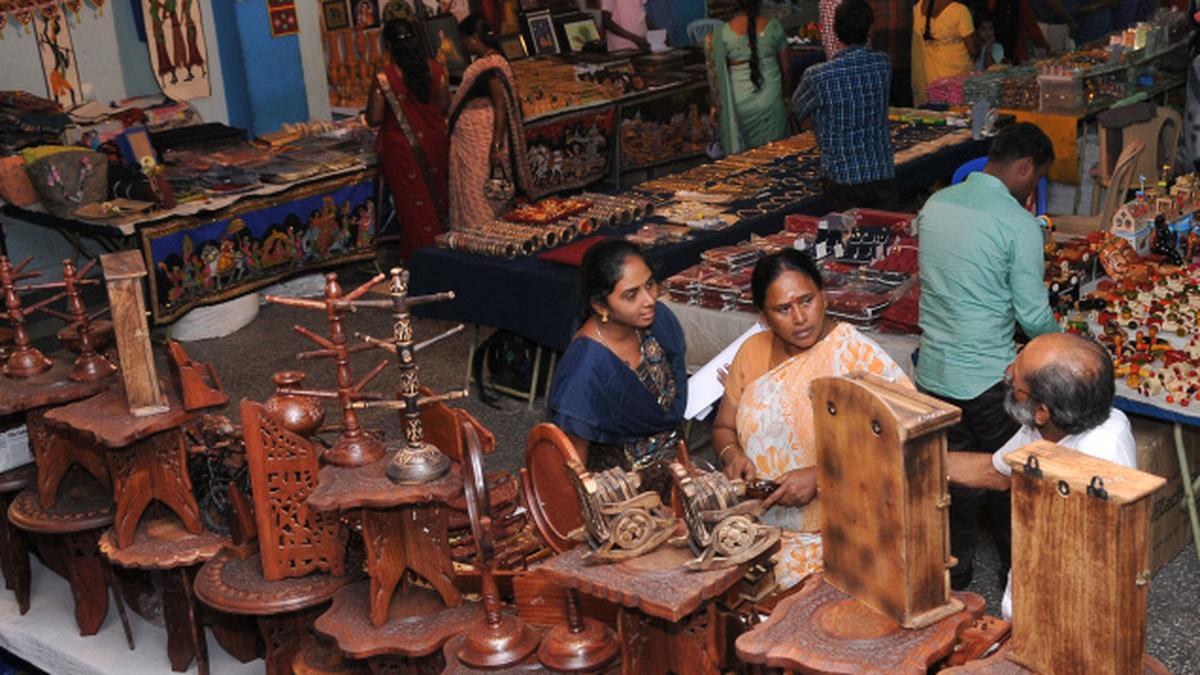 Odisha crafts fair on in Madurai - The Hindu