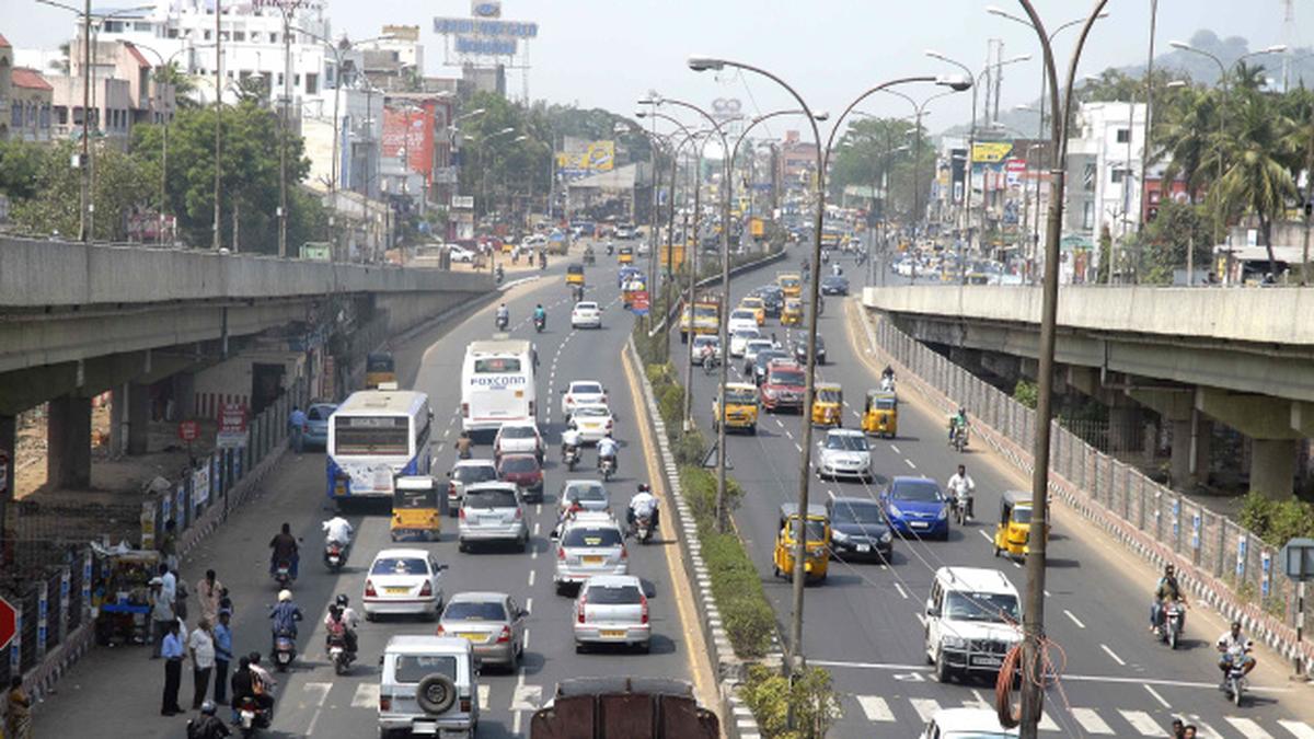 Pedestrians losing ground in Chromepet - The Hindu
