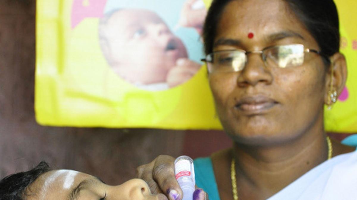 2.96 lakh children get polio drops - The Hindu