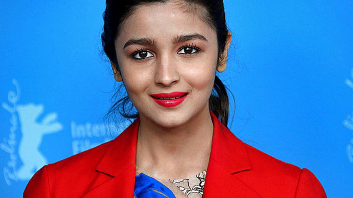 Alia surprises dad - The Hindu