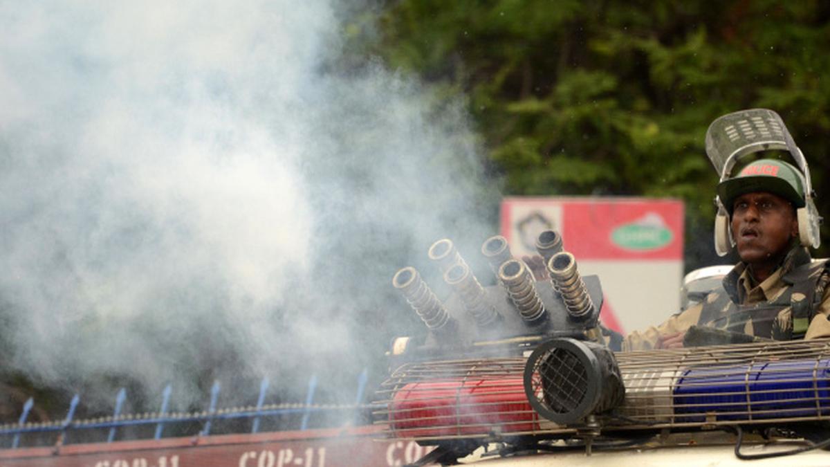 More than 450 tear-gas shells fired on OU campus since 2009 - The Hindu