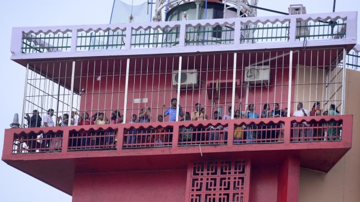 Chennai lighthouse to stay open longer - The Hindu