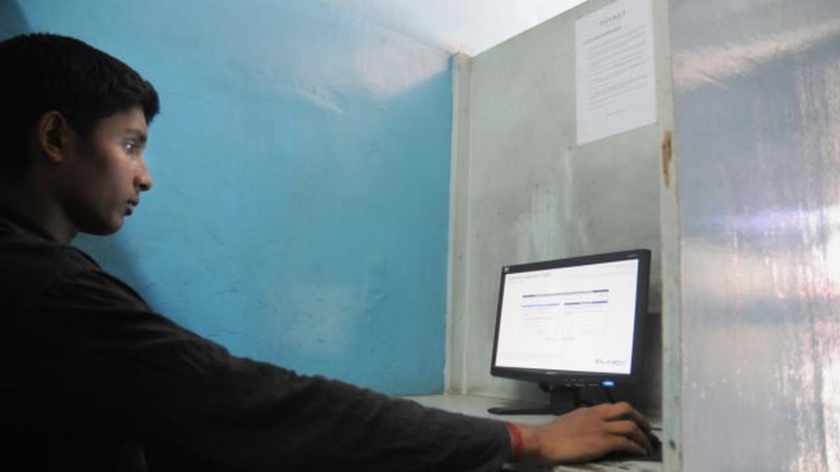 India to push for freeing Internet from U.S. control - The Hindu