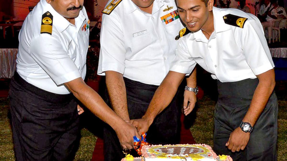 INS Circars celebrates 74 anniversary - The Hindu