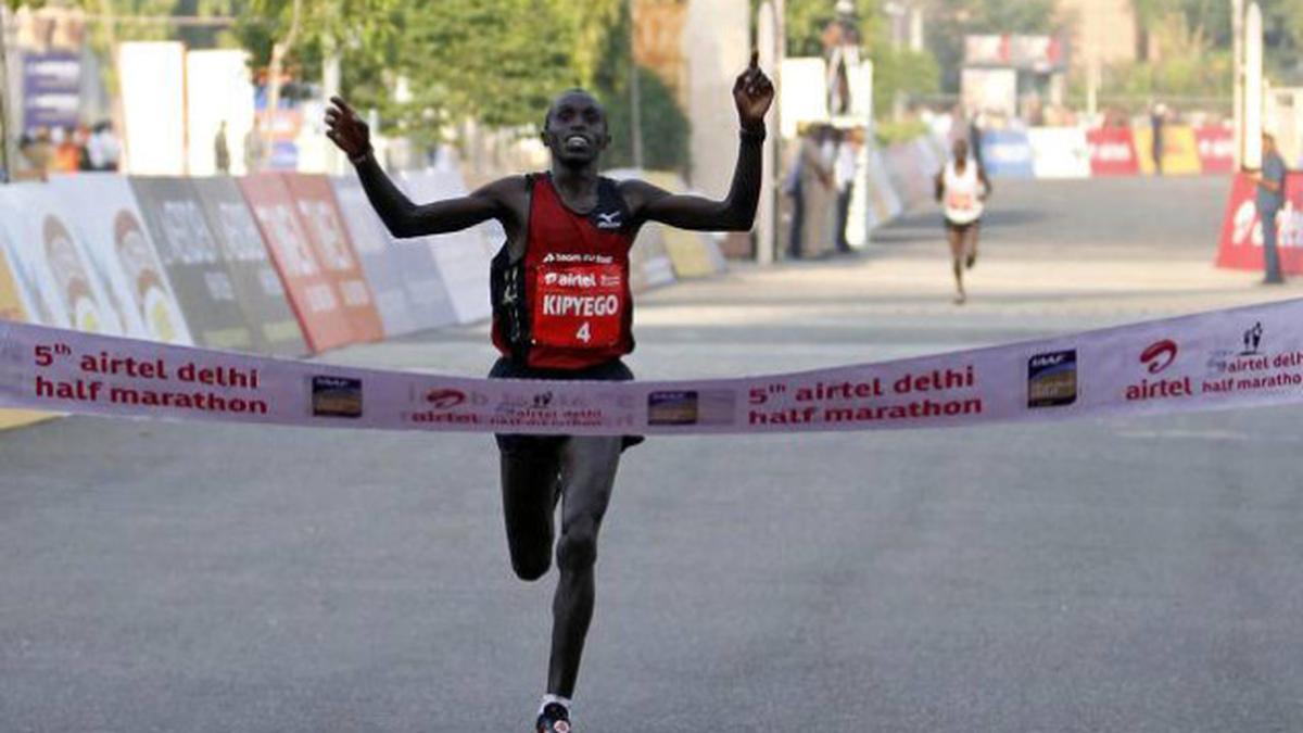 Top runners set for fierce battle in Delhi Half Marathon - The Hindu
