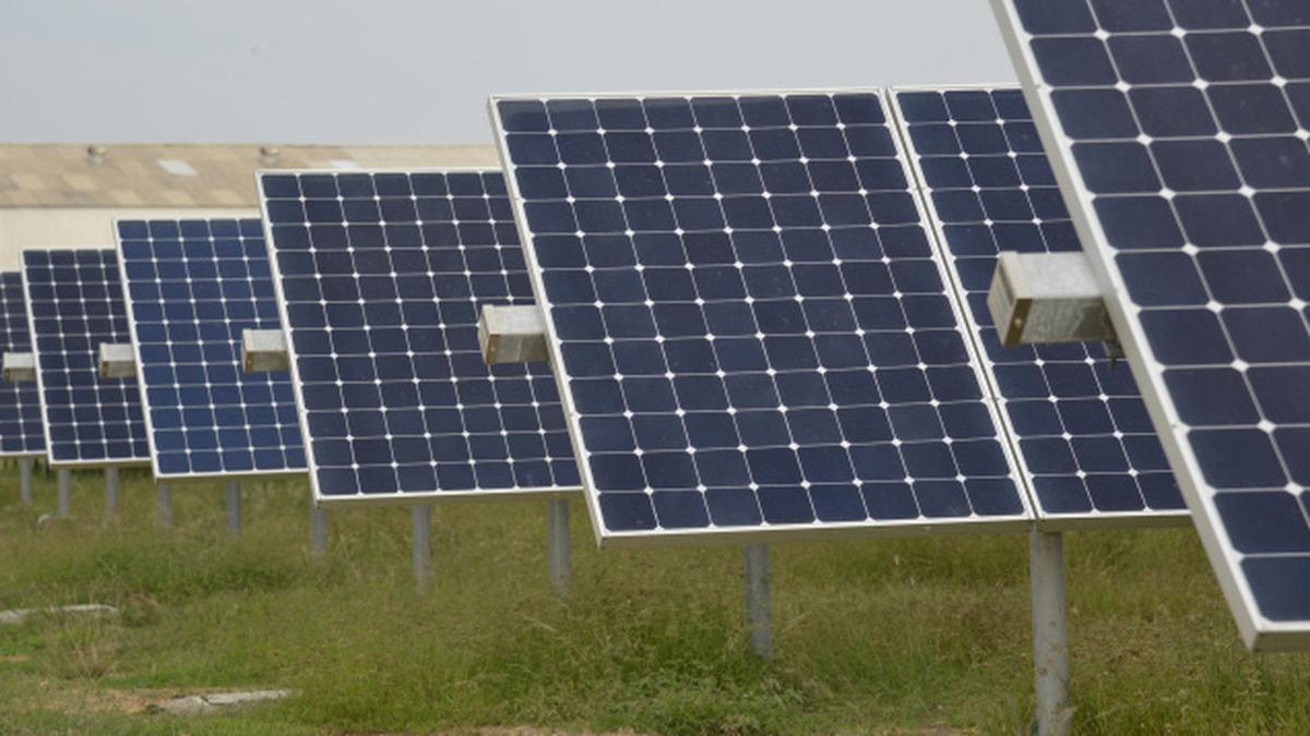 More ultra mega solar plants on anvil - The Hindu