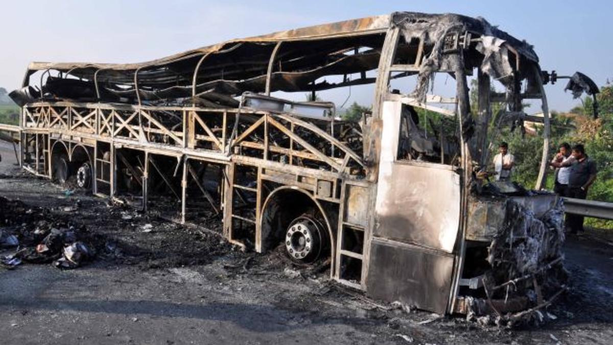 Seven die as bus hits median and bursts into flames - The Hindu