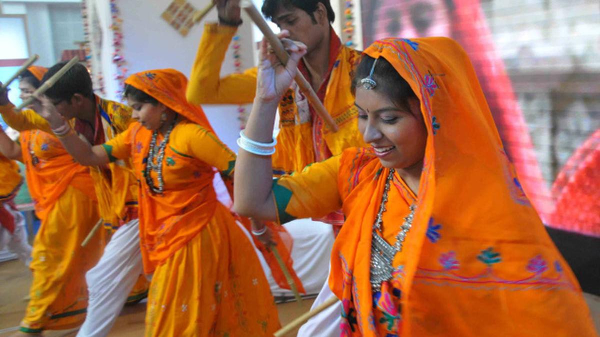 Dandiya your way to fitness - The Hindu