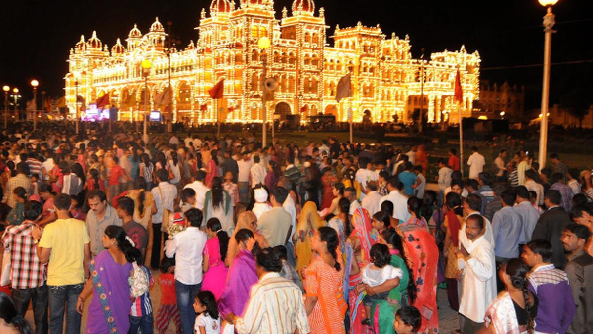 Celebrating tradition: Mysore Dasara 2013 - The Hindu