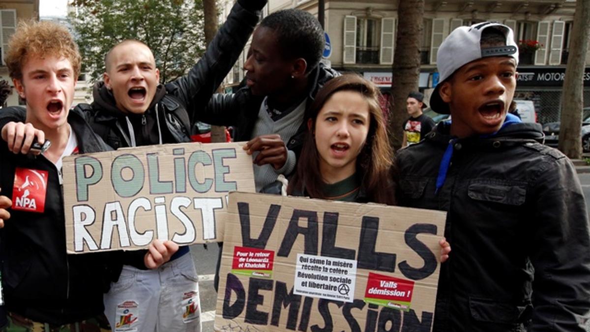 French students intensify their protests against deportations - The Hindu