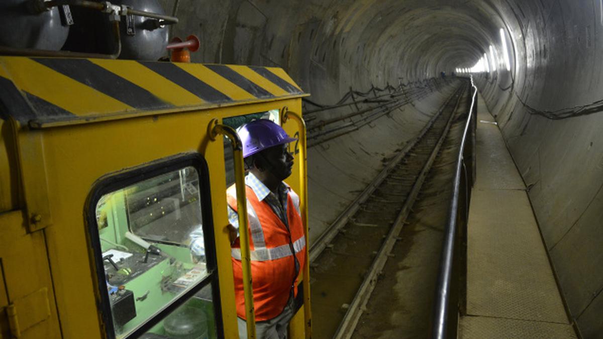 Metro Phase I to be fully ready by March 2015 - The Hindu