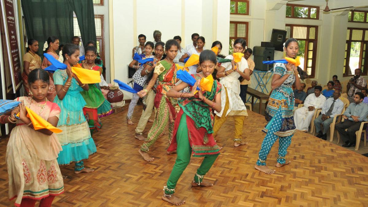 Dancing tunes - The Hindu