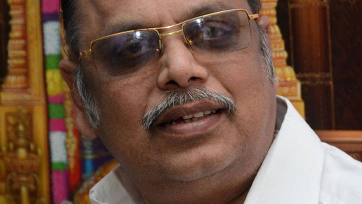 There is no dearth of themes, says Sekar - The Hindu