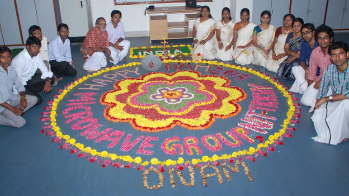 Tradition, technology combine for ‘Onam’ - The Hindu