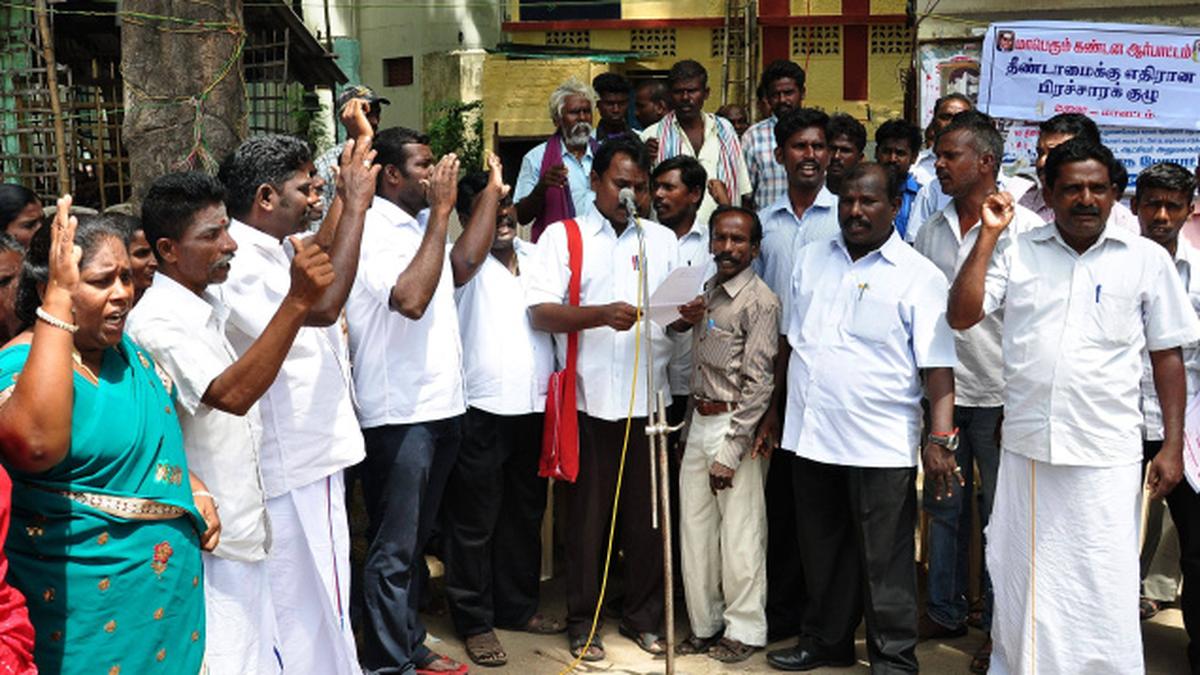 Protest against untouchability - The Hindu