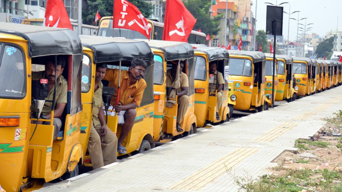 Chennai auto drivers want more time to fix meters - The Hindu