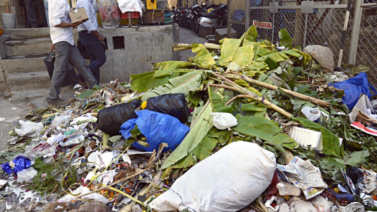 Garbage generation doubles during festivals - The Hindu