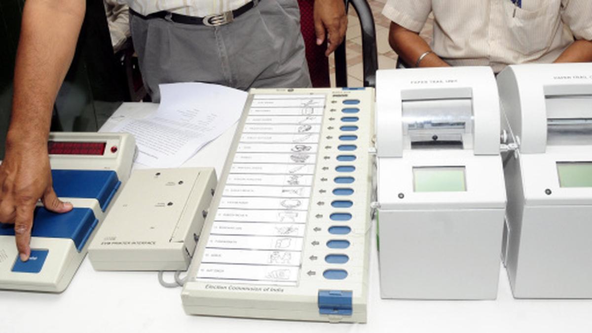 Voter can challenge paper trail operation - The Hindu