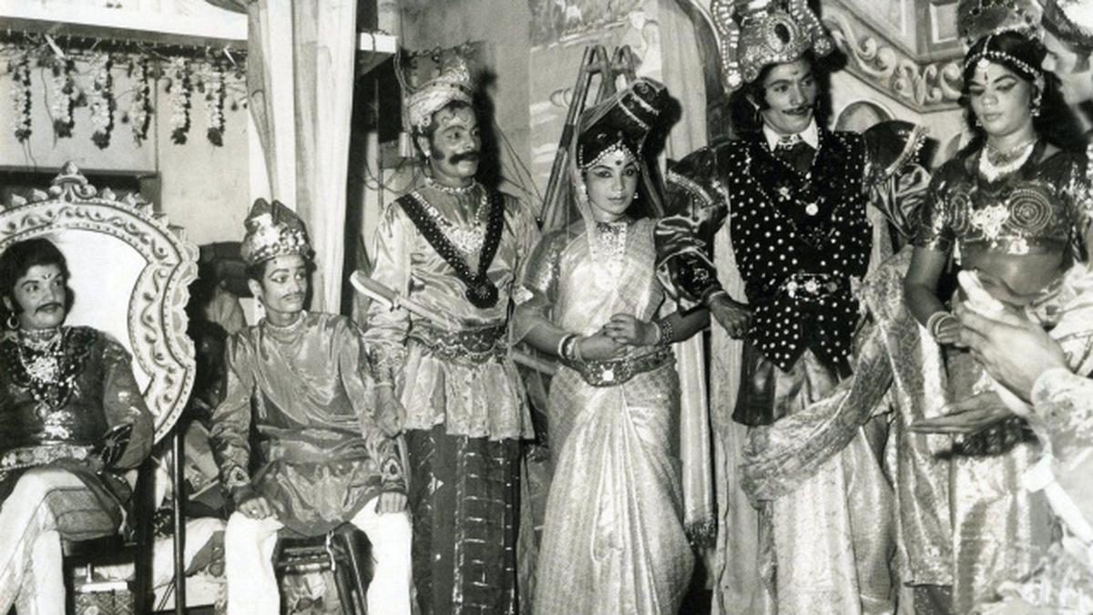 Tamil theatre stages a comeback - The Hindu