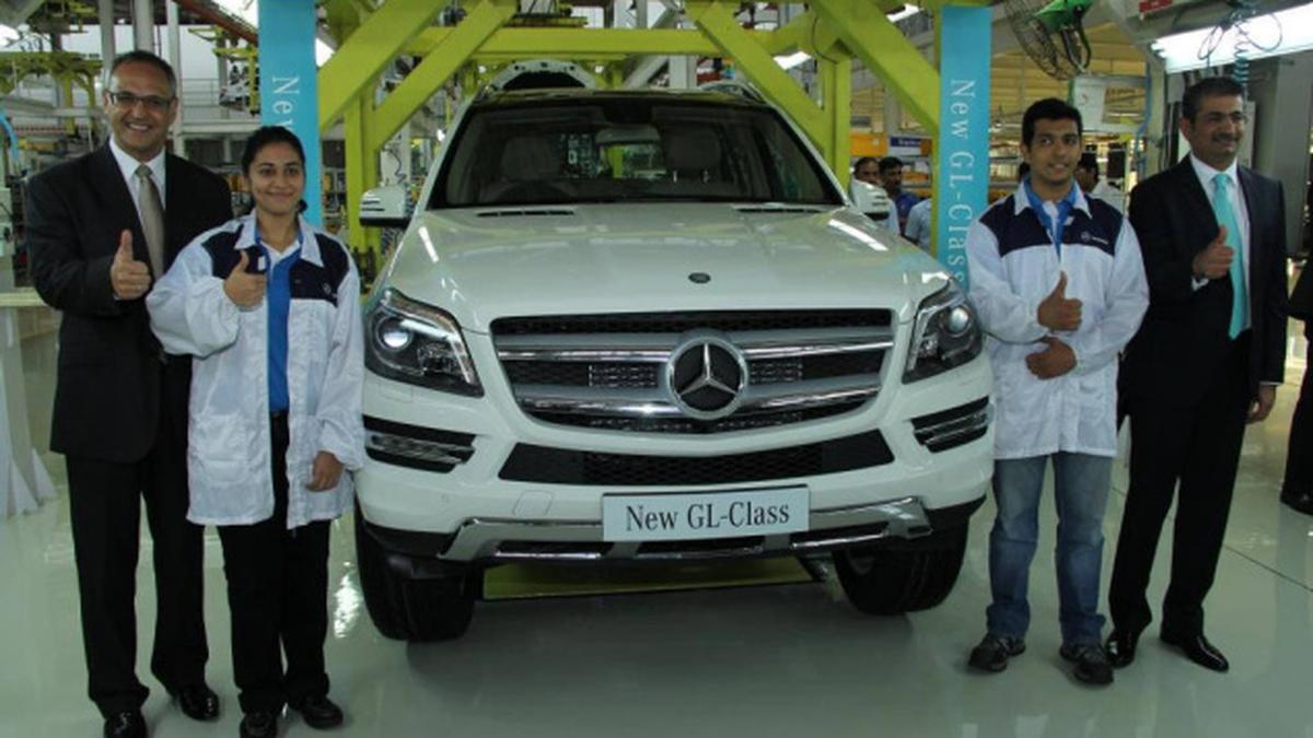 Mercedes rolls out new GL-Class from Pune plant - The Hindu