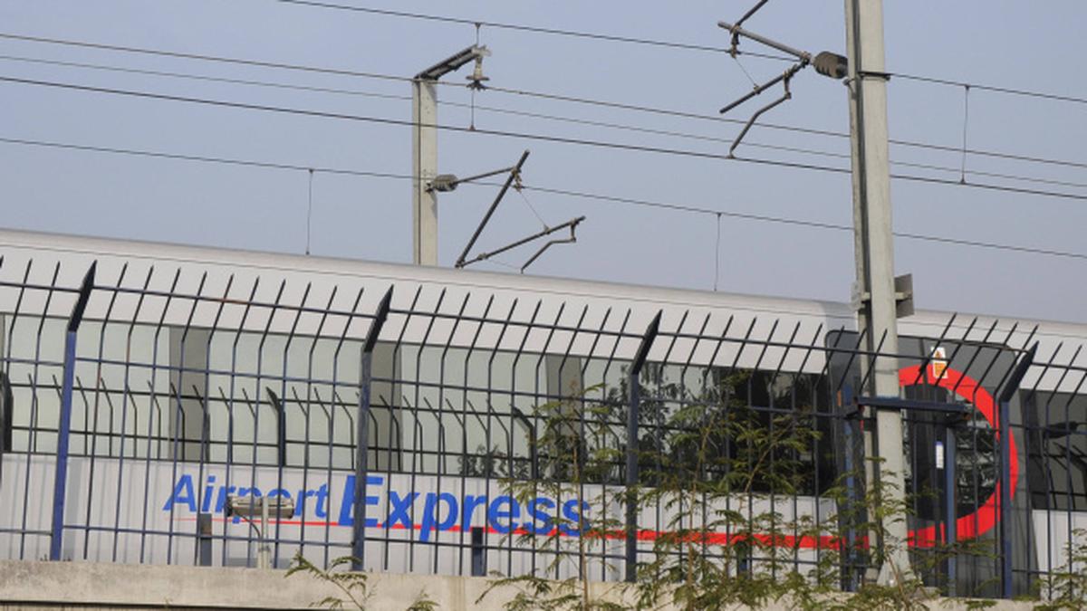 Delhi Metro takes over operations of Airport Express Line - The Hindu